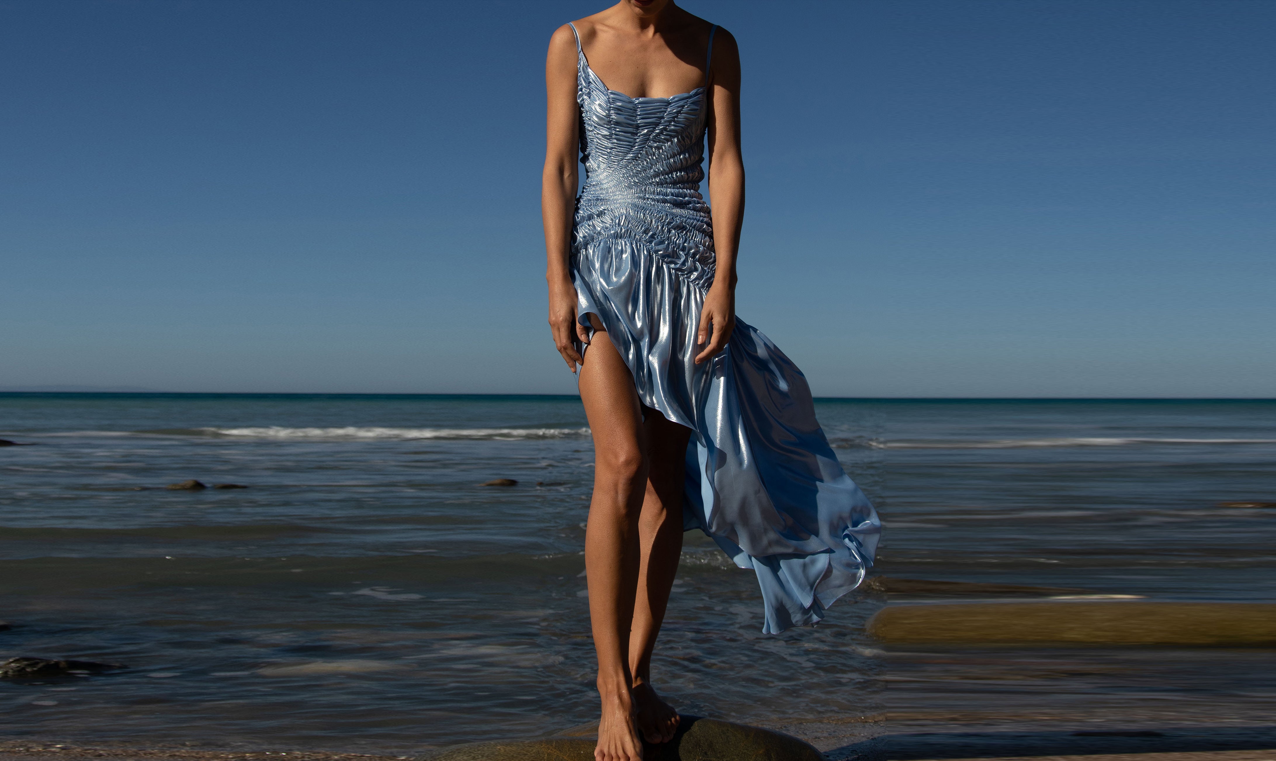 Georgia Hardinge. A sculptural label.