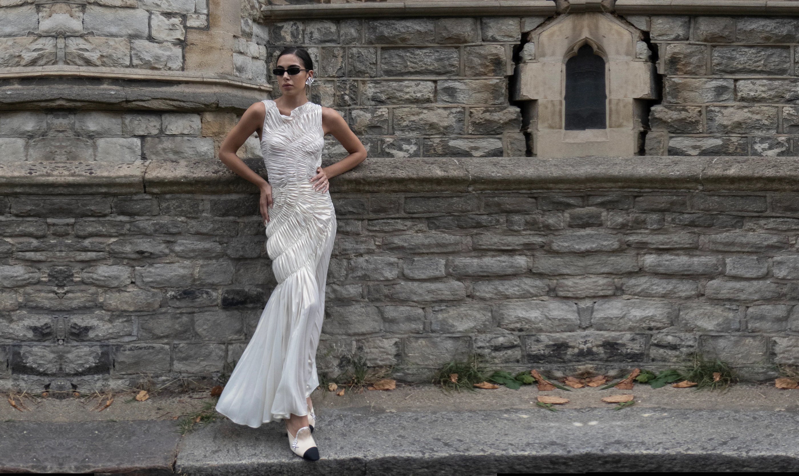 Georgia Hardinge. A sculptural label.